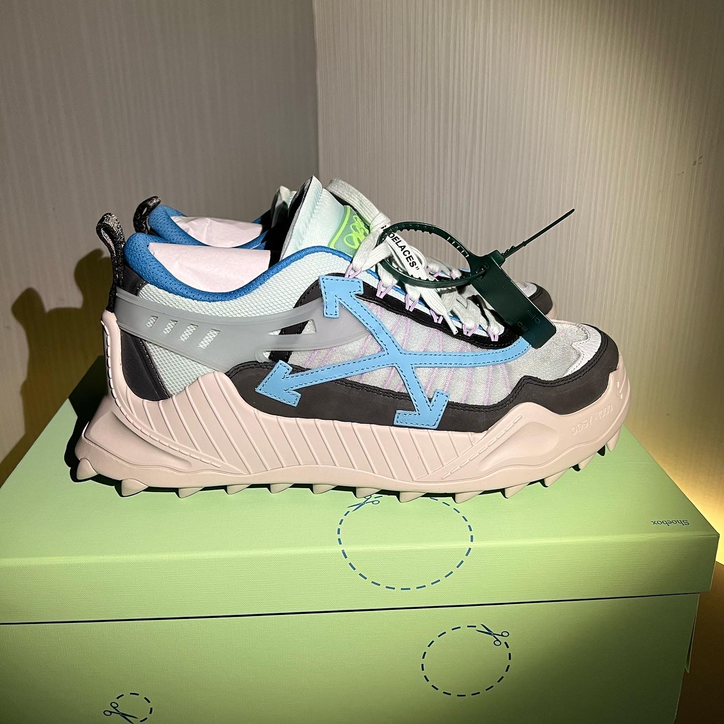 Off White Odsy 1000 Sneakers - HypedRo