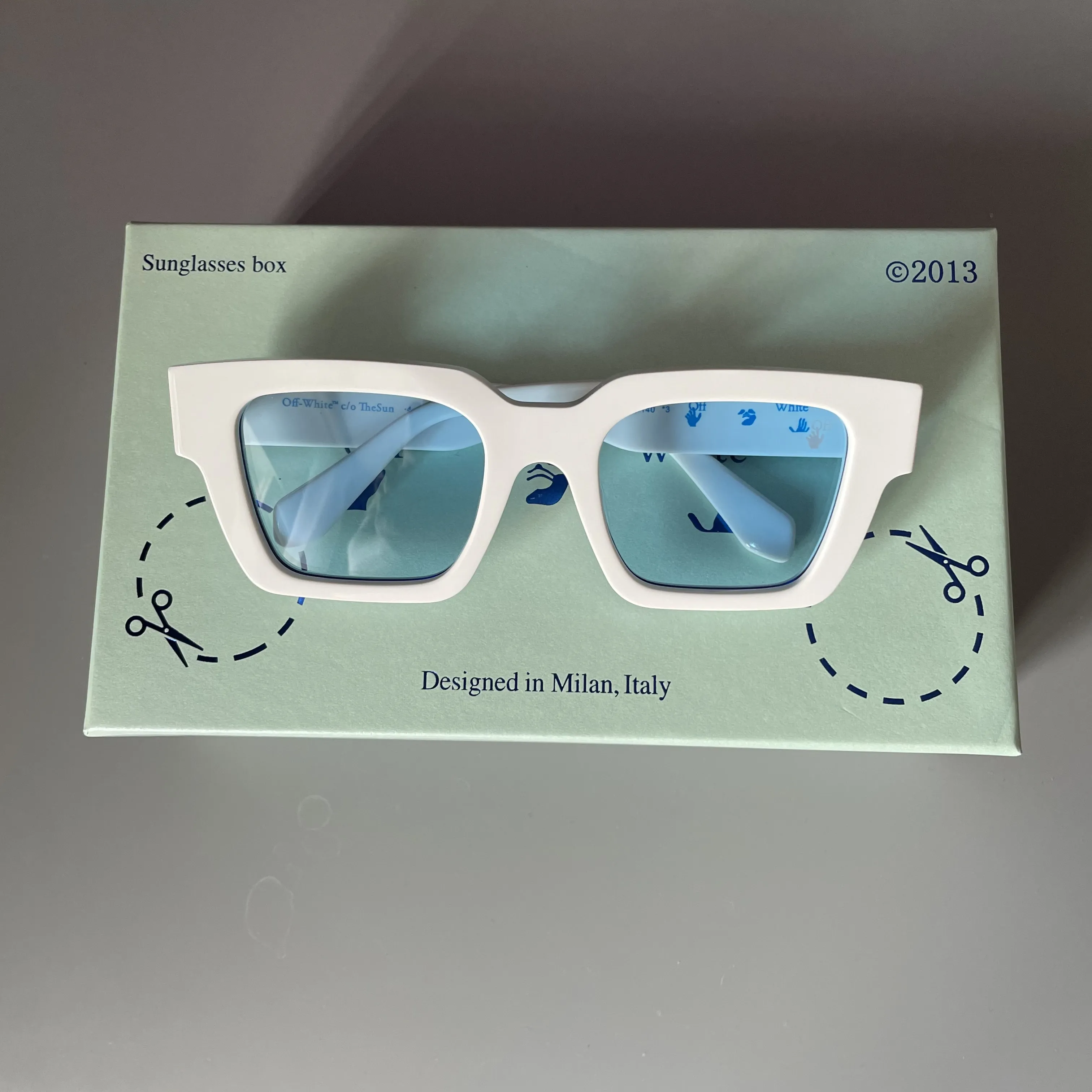 Off White Square Sunglasses - HypedRo